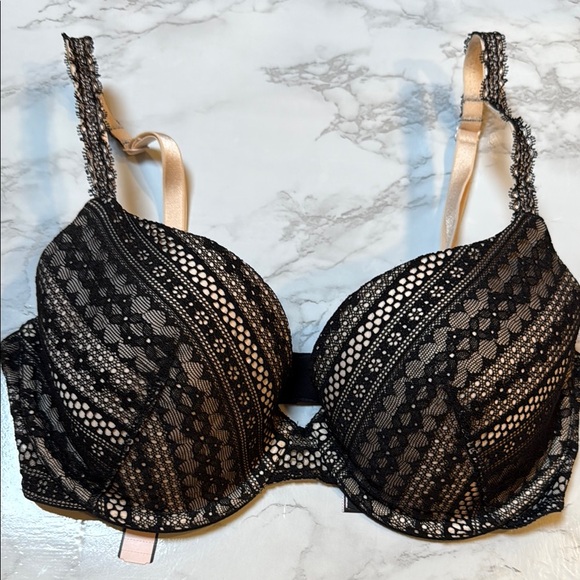 Victoria's Secret | Intimates & Sleepwear | Victorias Secret Nwt Lined ...